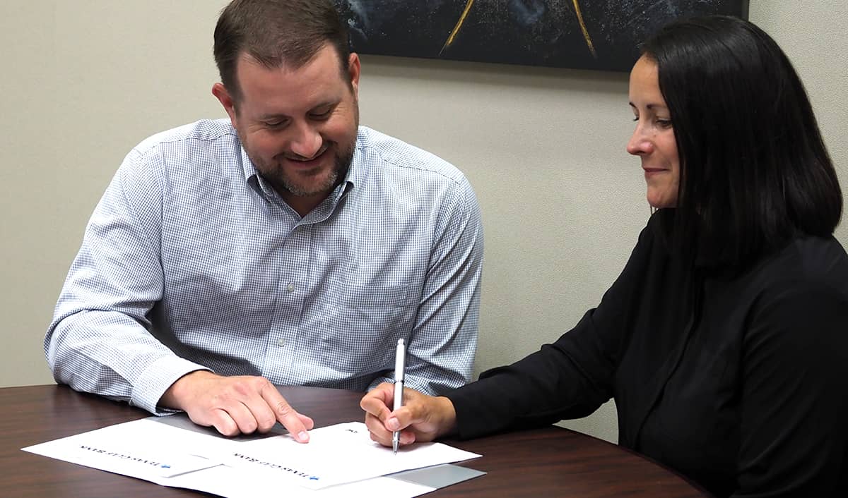 What's the Difference Between Working Capital vs. Line of Credit?